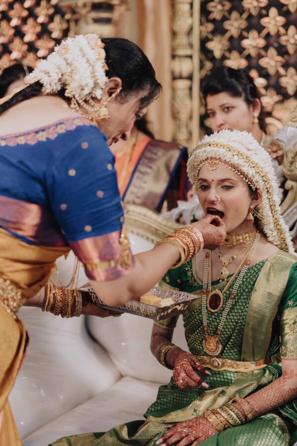 Rituals in a Konkani Wedding - VHAKKAL - The Konkani Bride