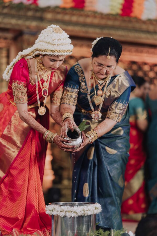 Rituals in a Konkani Wedding - VHAKKAL - The Konkani Bride