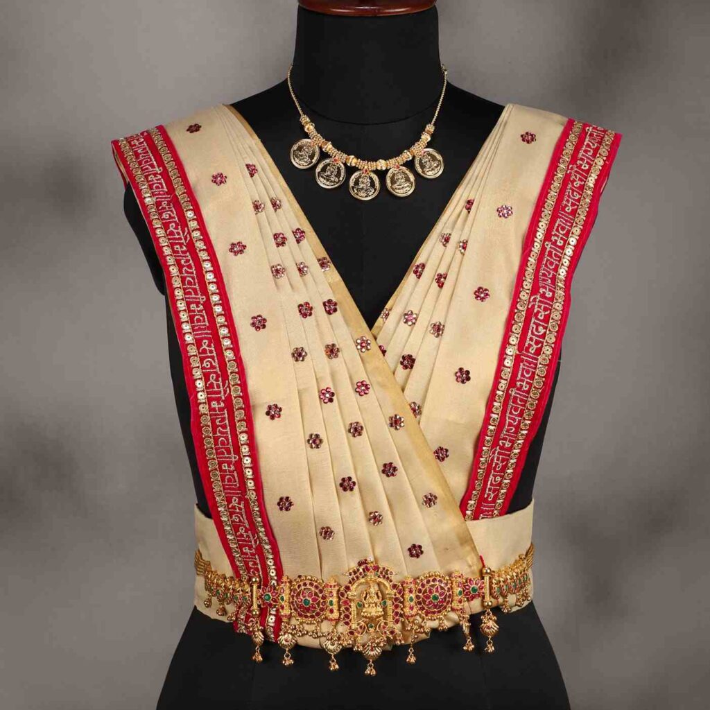 Sada Sowbhagyavathi Bhava Advarla - VHAKKAL - The Konkani Bride