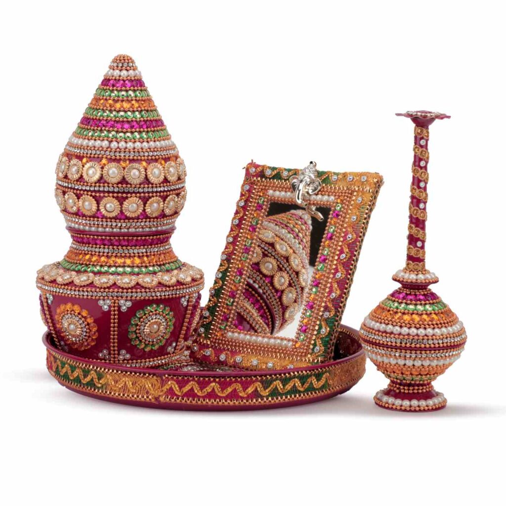 Kalash Kannadi Set 3 - VHAKKAL - The Konkani Bride
